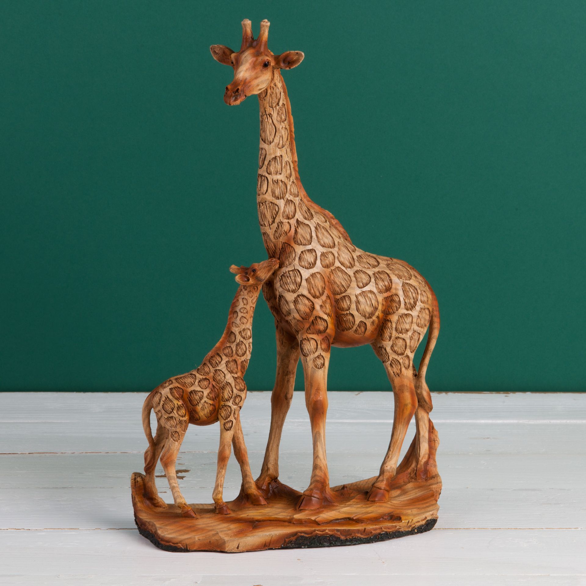 Naturecraft Wood Effect Resin Figurine - Giraffe & Calf | Widdop and Co.